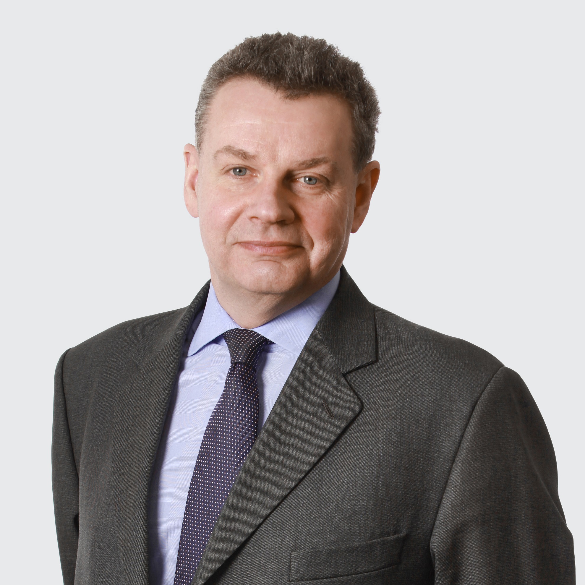 Ian Thompson | Rathbones
